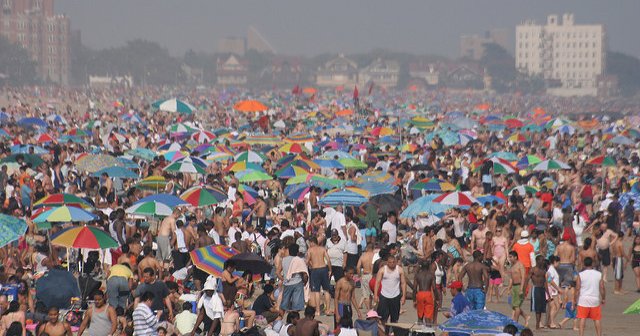 Paris Agreement may have a strong impact on future extreme heat waves ...
